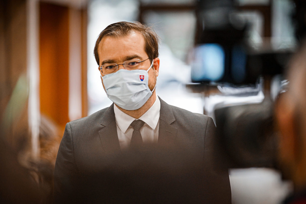 Ako to je po novom s predpisovaním liekov? Krajčí tvrdí, pre pacientov ...