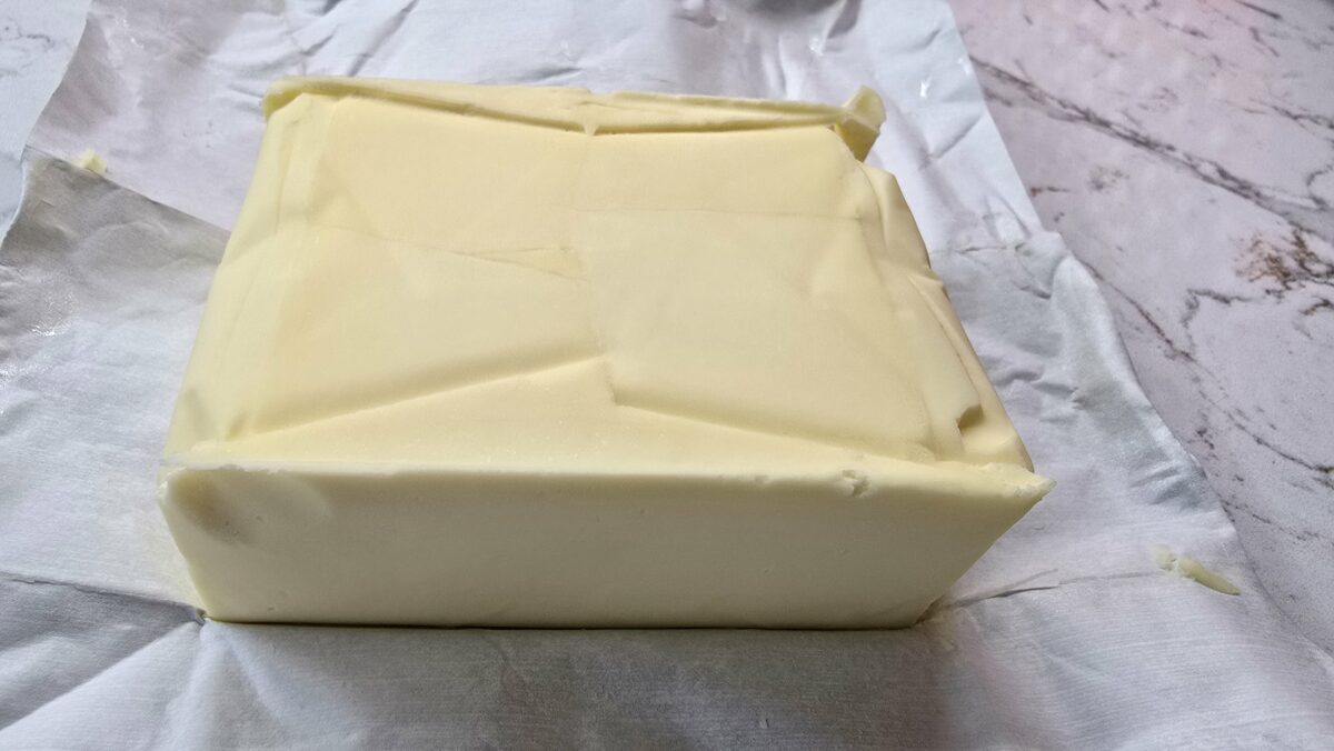 Domáce maslo bez zložitej námahy. Prečo chutí ešte lepšie ako z obchodu?