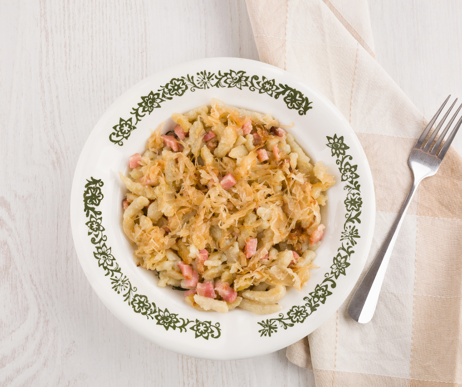 Halušky s kyslou kapustou - Mňamky-Recepty.sk