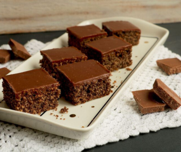 Makový koláč s čokoládou - Mňamky-Recepty.sk