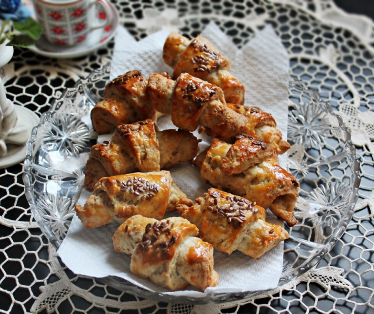 Oškvarkové rožky - Mňamky-Recepty.sk