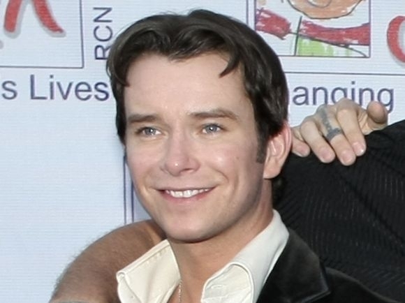 Stephen Gately zomrel nenásilnou smrťou - SITA.sk