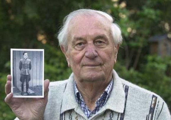 NEMECKO: Hitlerov strážca už nechce odpovedať na poštu - SITA.sk