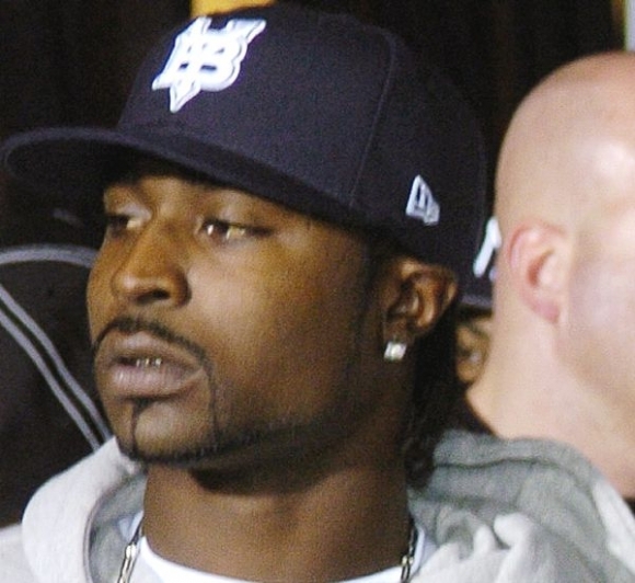 Rapper Young Buck pôjde na 18 mesiacov do väzenia - SITA.sk