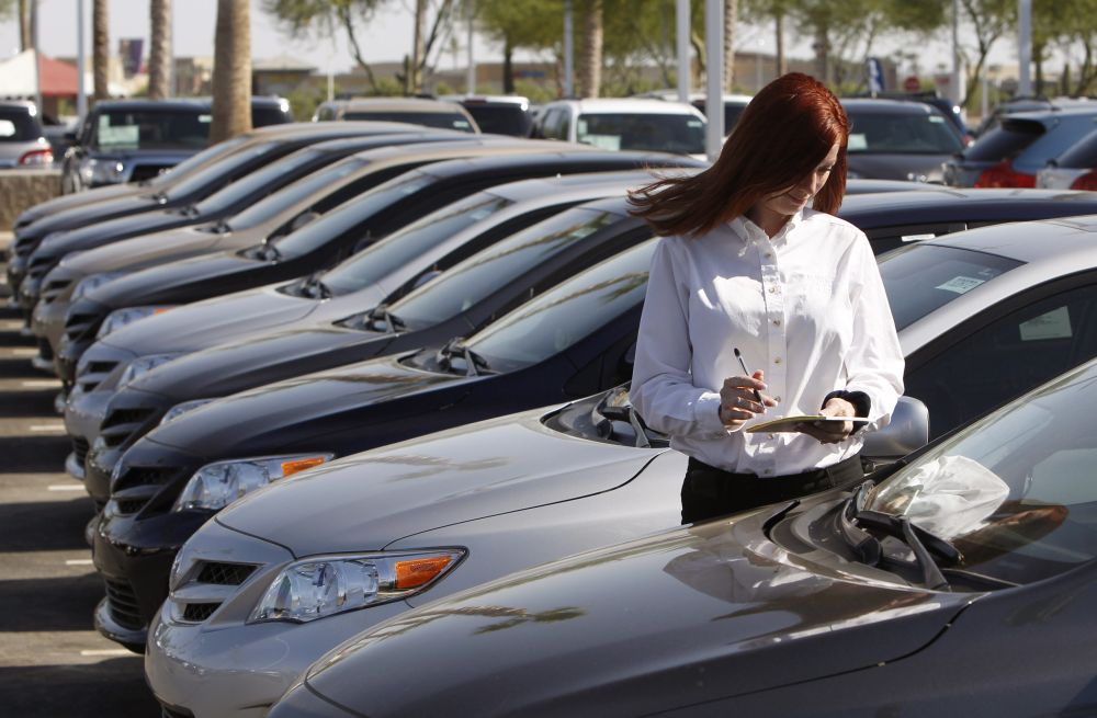Kúpa auta na lízing je medzi Slovákmi stále populárnejšia - SITA.sk
