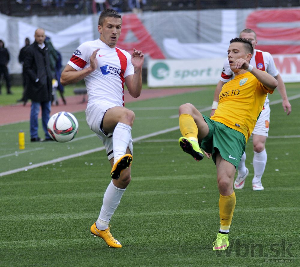 Predposledné kolo Fortuna ligy - Fotka 1 z 8 - SITA.sk