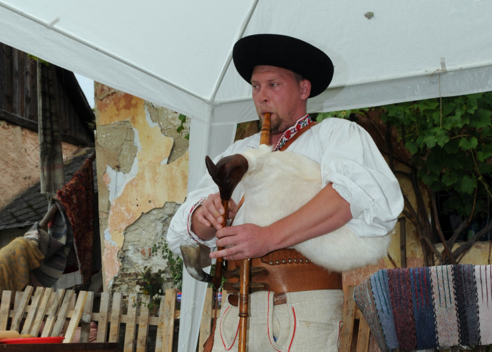 Na prestížny zoznam UNESCO pribudli slovenské gajdy - SITA.sk