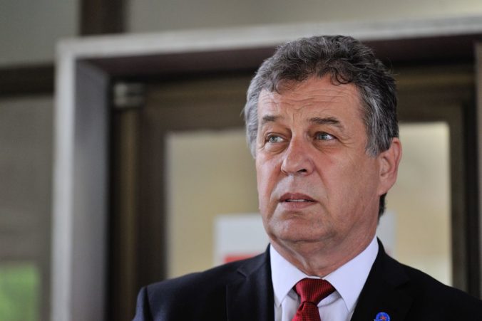 MHD vo vzduchu pokladá primátor Nitry za nerealizovateľné - SITA Doprava