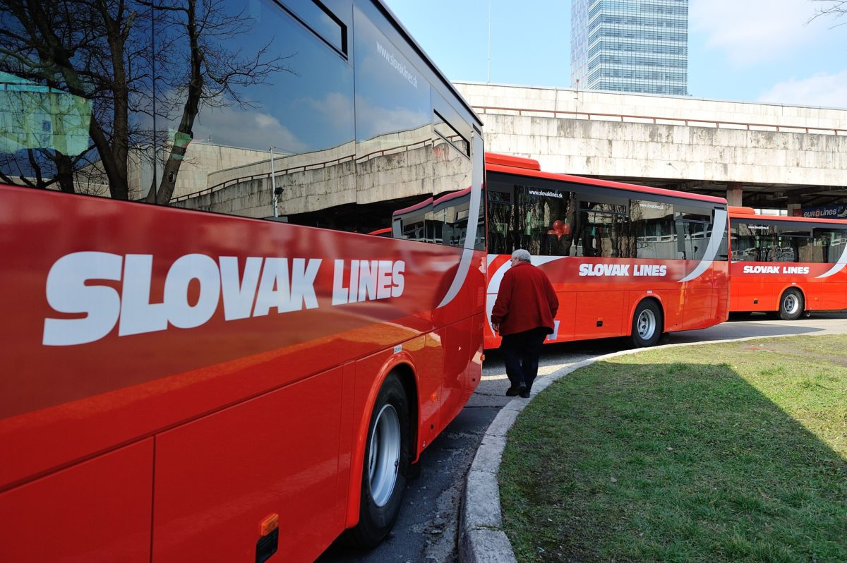 Súboj autobusových dopravcov v Bratislavskom kraji vrcholí. Skupina so ...