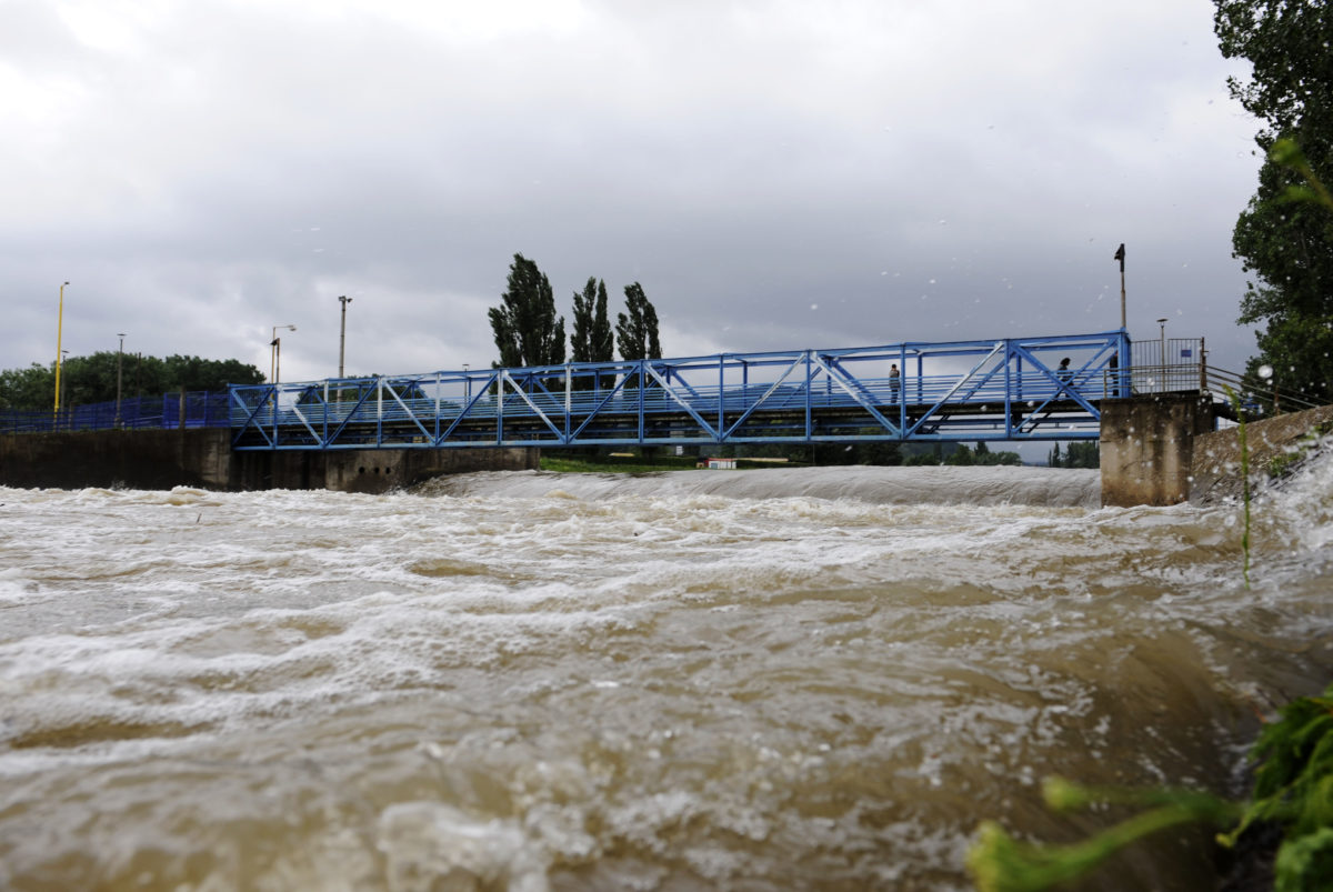 Na juhovýchode Košického kraja trvá povodňová situácia - SITA.sk