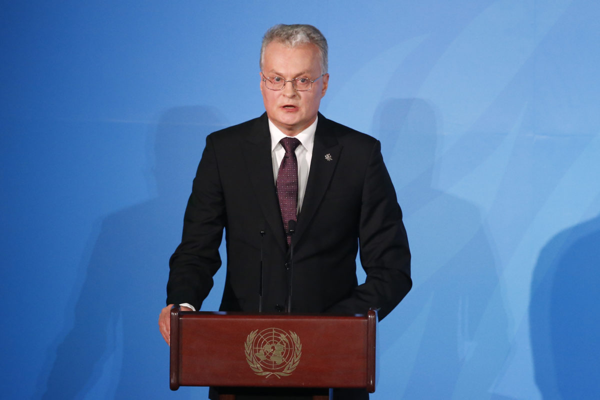 Litovskí poslanci schválili zákon, ktorý vydláždil cestu výmene špiónov ...