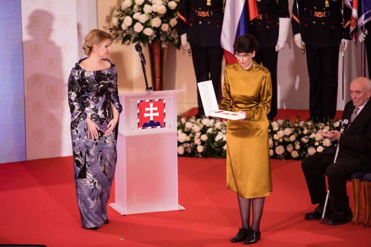Prezidentka Zuzana Čaputová udelila štátne vyznamenania (fotografie) - Fotka 1 z 15 - SITA.sk