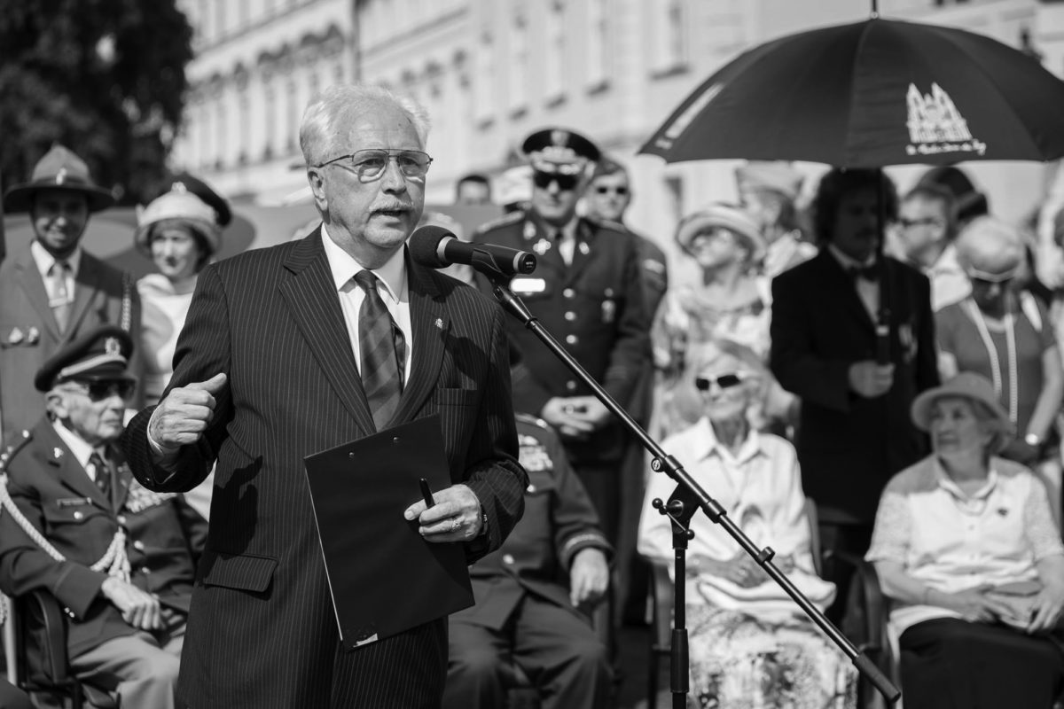 Zomrel herec Jiří Stanislav, zahral si so svetoznámymi kolegami z ...