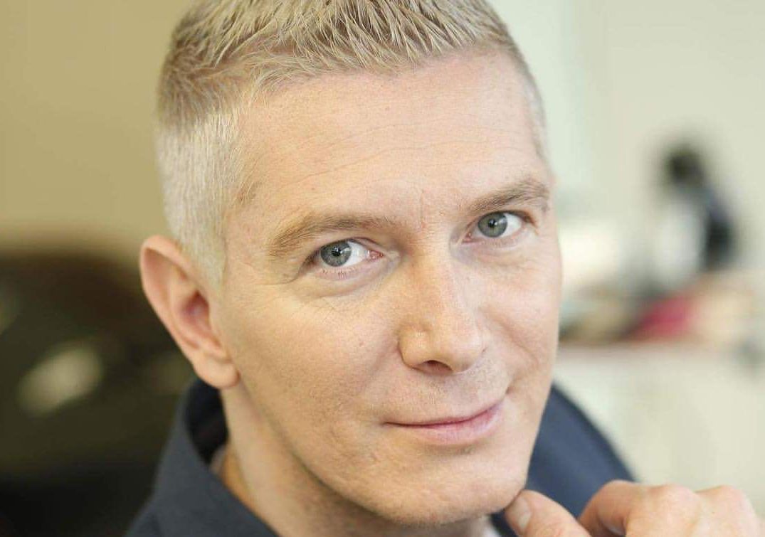 Novosad si strihol román - SITA.sk