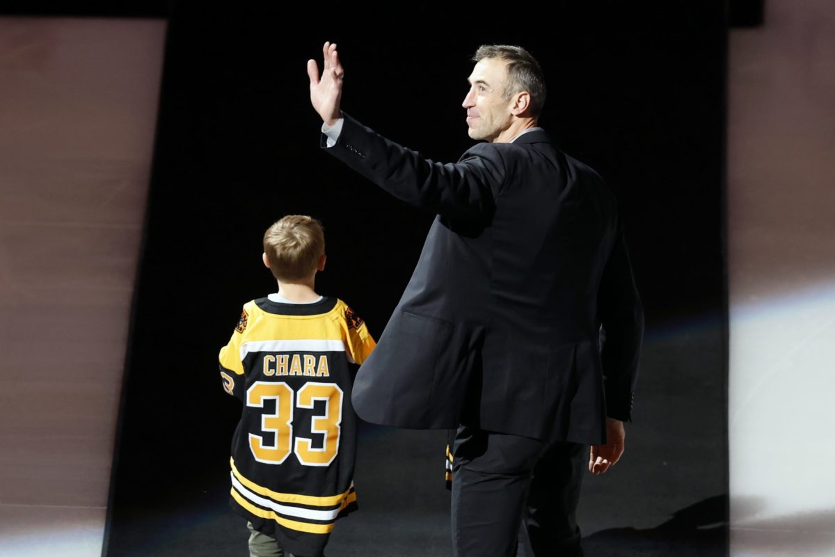 Legendárny „Big Z“. Chára zažil dojímavú rozlúčku s Boston Bruins a ...