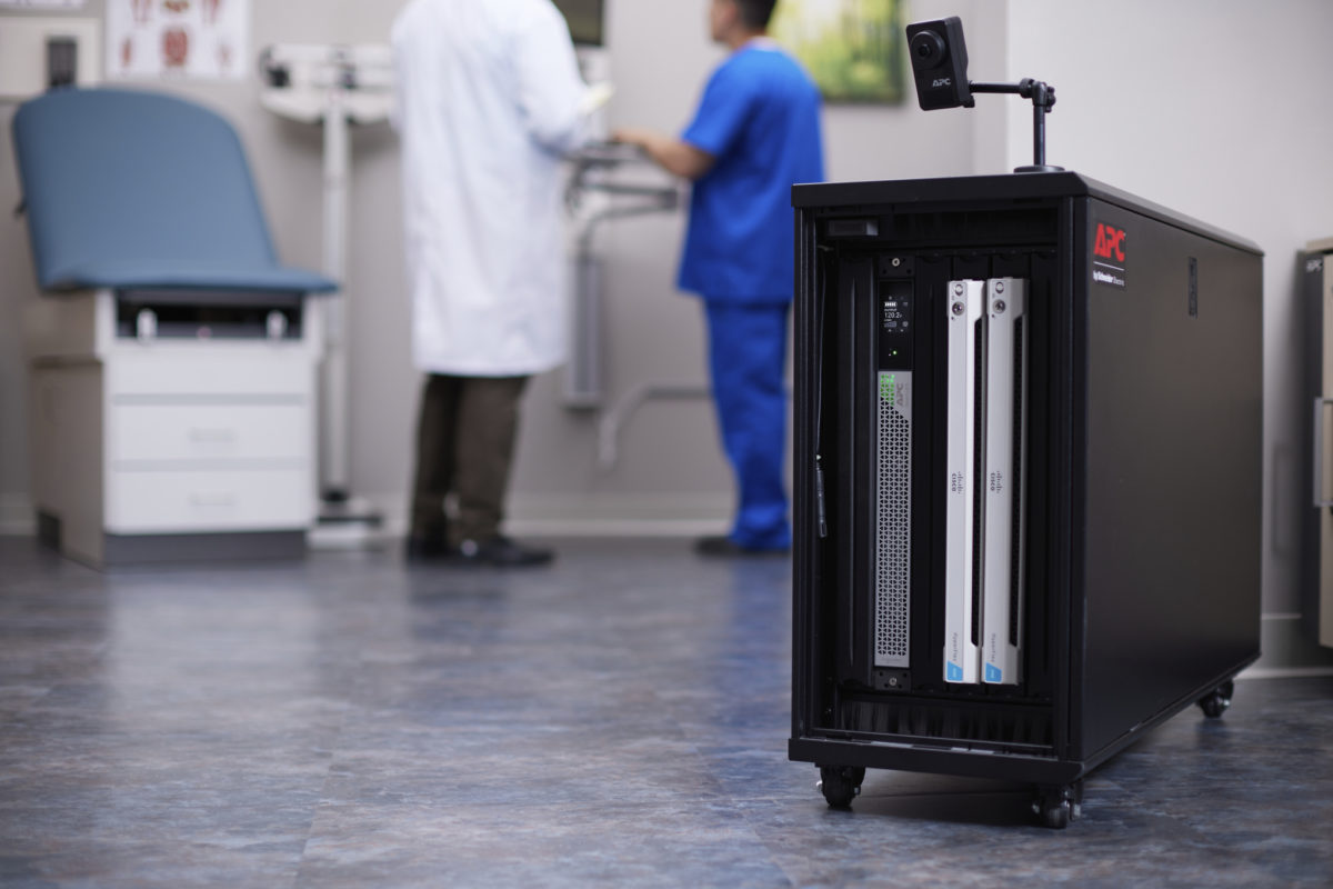 APC Smart-UPS Ultra: zdroj neprerušovaného napájania, unikátny výkon v ...