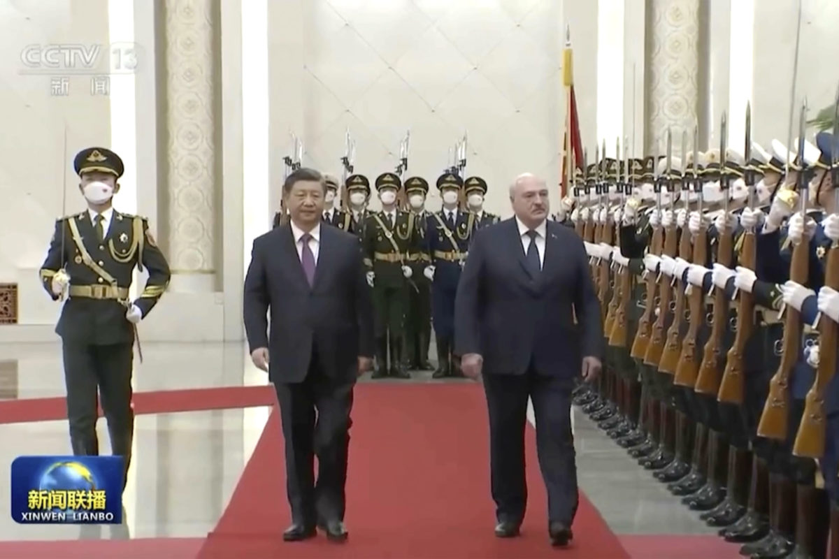Bielorusko schvaľuje mierový plán Číny, na Západe však rastú obavy z ...