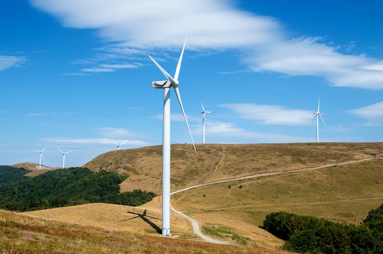 Turbíny veterného parku Hagshaw Hill sa po 28 rokoch zastavili, dôvod ...