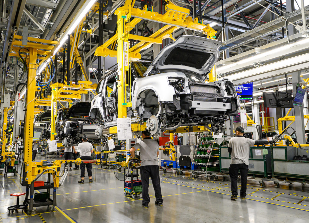 Piate výročie otvorenia závodu Jaguar Land Rover v Nitre (fotografie ...