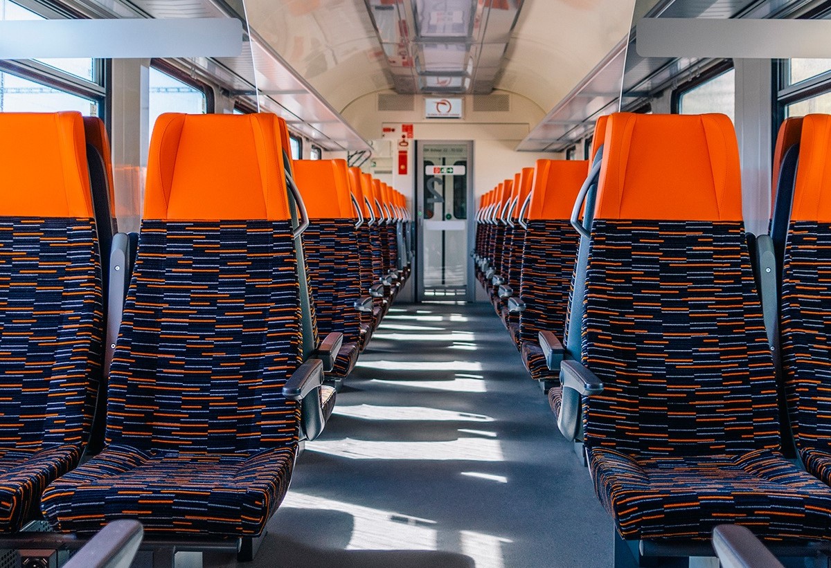 Vozne na hranici životnosti nahradzujú novými, pre cestujúcich ...