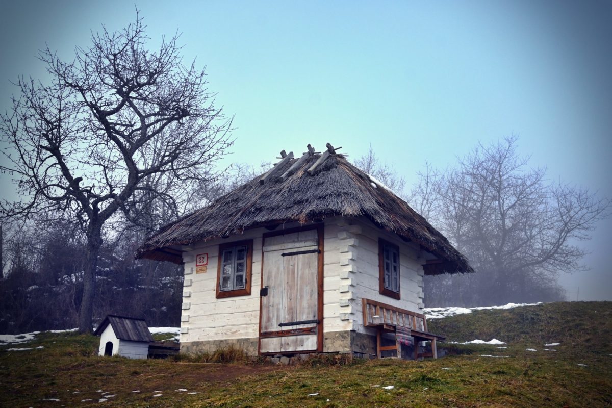 Chalúpka dedka Večerníčka v Detve (fotografie) - Fotka 1 z 19 - SITA.sk