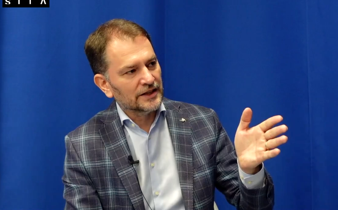 Chystám veľké zemetrasenie pred prezidentskými voľbami, hovorí ...