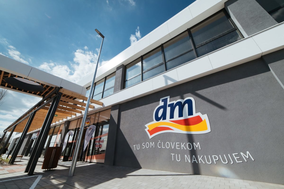 Aj jedenáste ocenenie Slovak Superbrands Award putuje do dm - SITA.sk