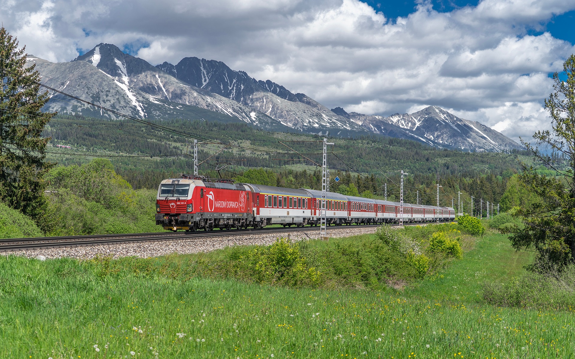 Vlakmi ZSSK pohodlnejšie: extra spoje, cyklovozne a tiché zóny - SITA.sk