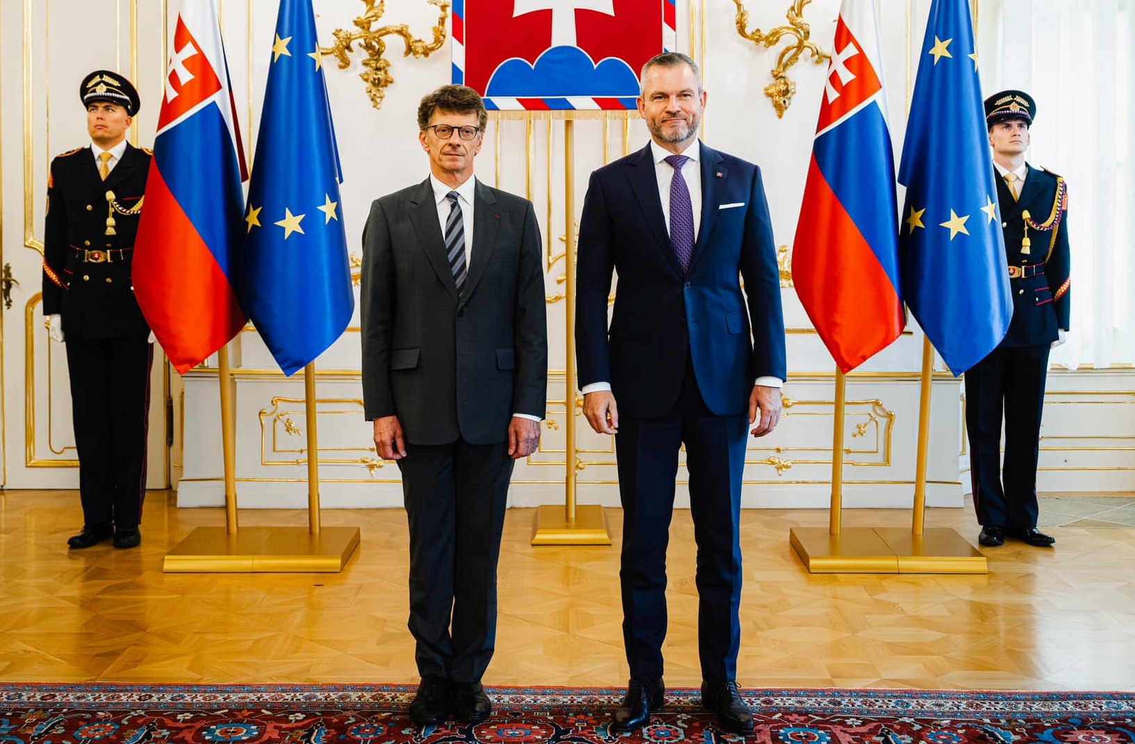 Prezident Pellegrini prijal poverovacie listiny od nových veľvyslancov ...