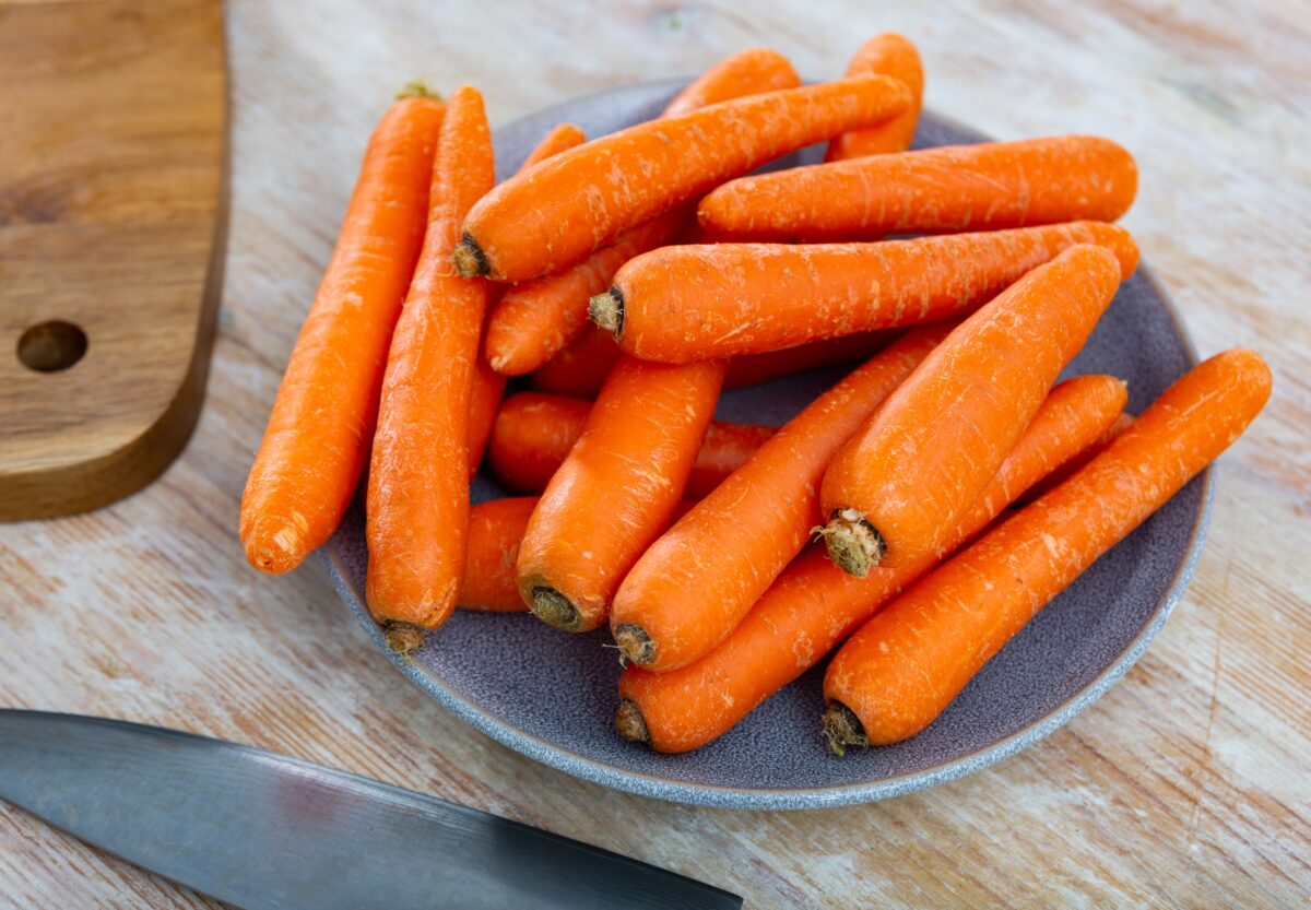 Mrkva vydrží „šťavnatá a chrumkavá“ celé týždne. Stačí ju uložiť do ...