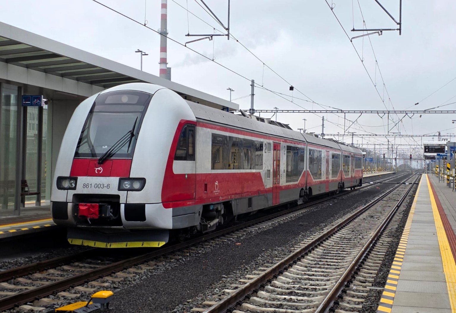 Elektrifikácia trate Bánovce nad Ondavou a Humenné je ukončená ...